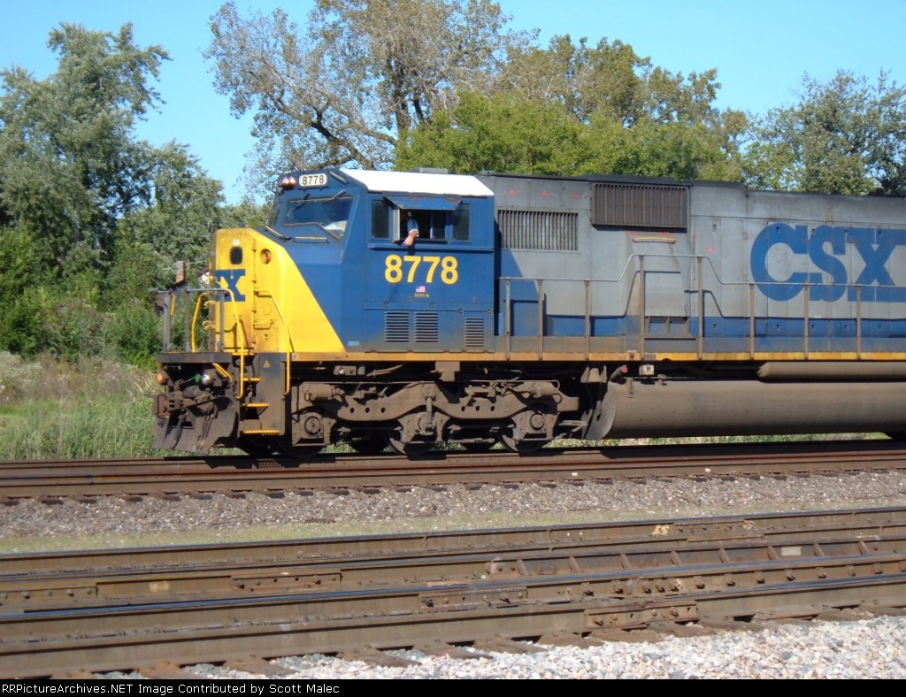 CSX 8778